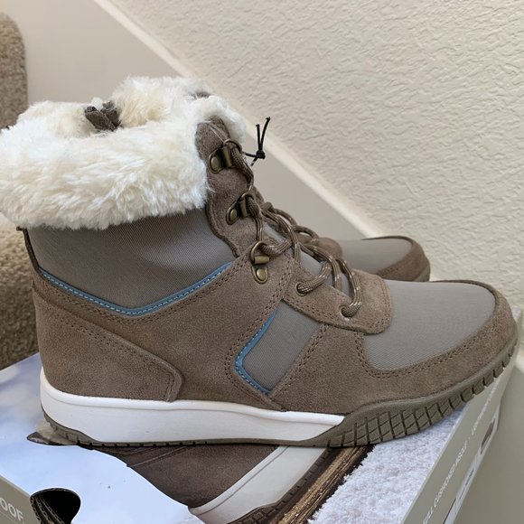 Weatherproof | Shoes | New Weatherproof Womens Chloe Keep Warm Sneaker ...